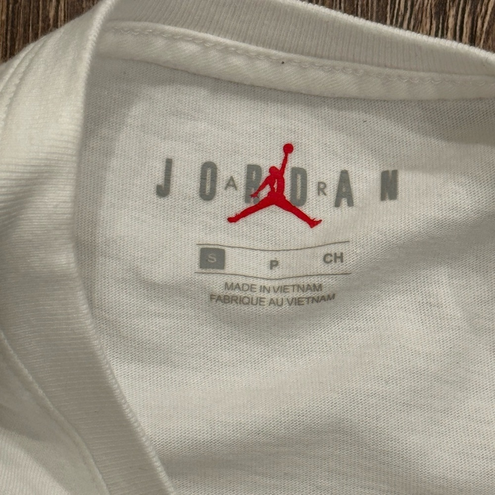 Air Jordan Jumpman Logo 90’s Retro Shirt - Size S Whi… - Gem